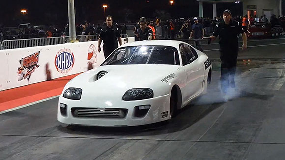 El impresionante récord del Toyota Supra | Emol.com